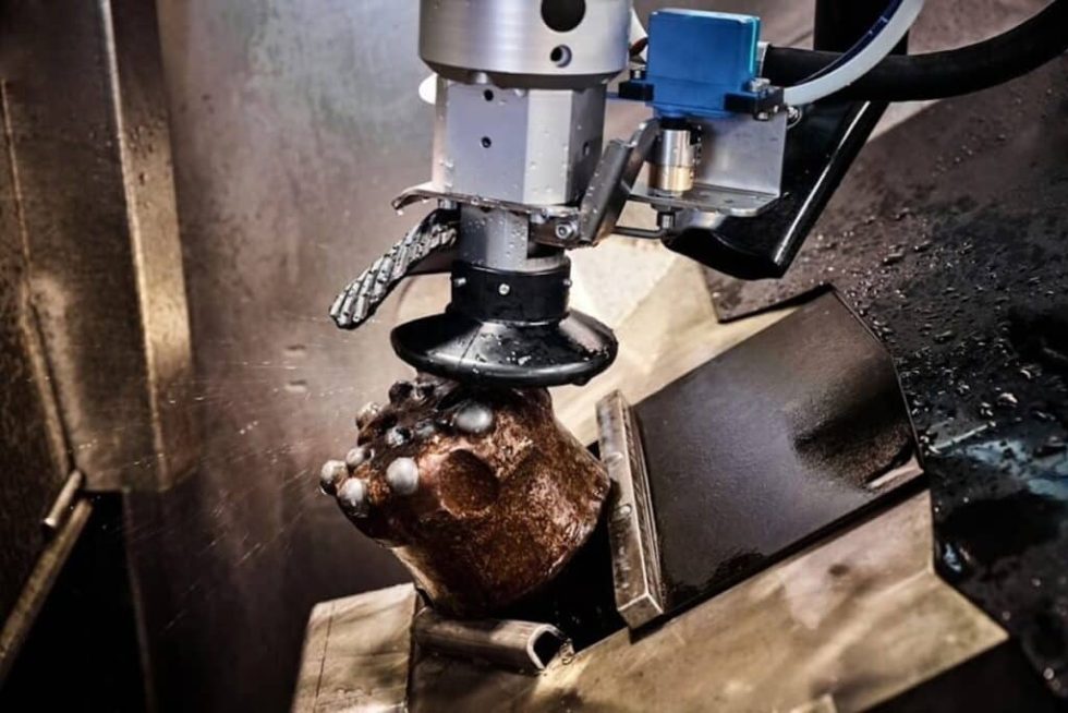 Sandvik expands drill bit resharpening machine portfolio - Tradelink ...